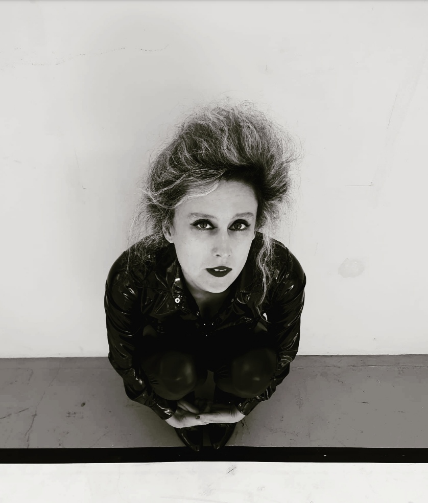 Le rouge est une douleur | Voix Populaire